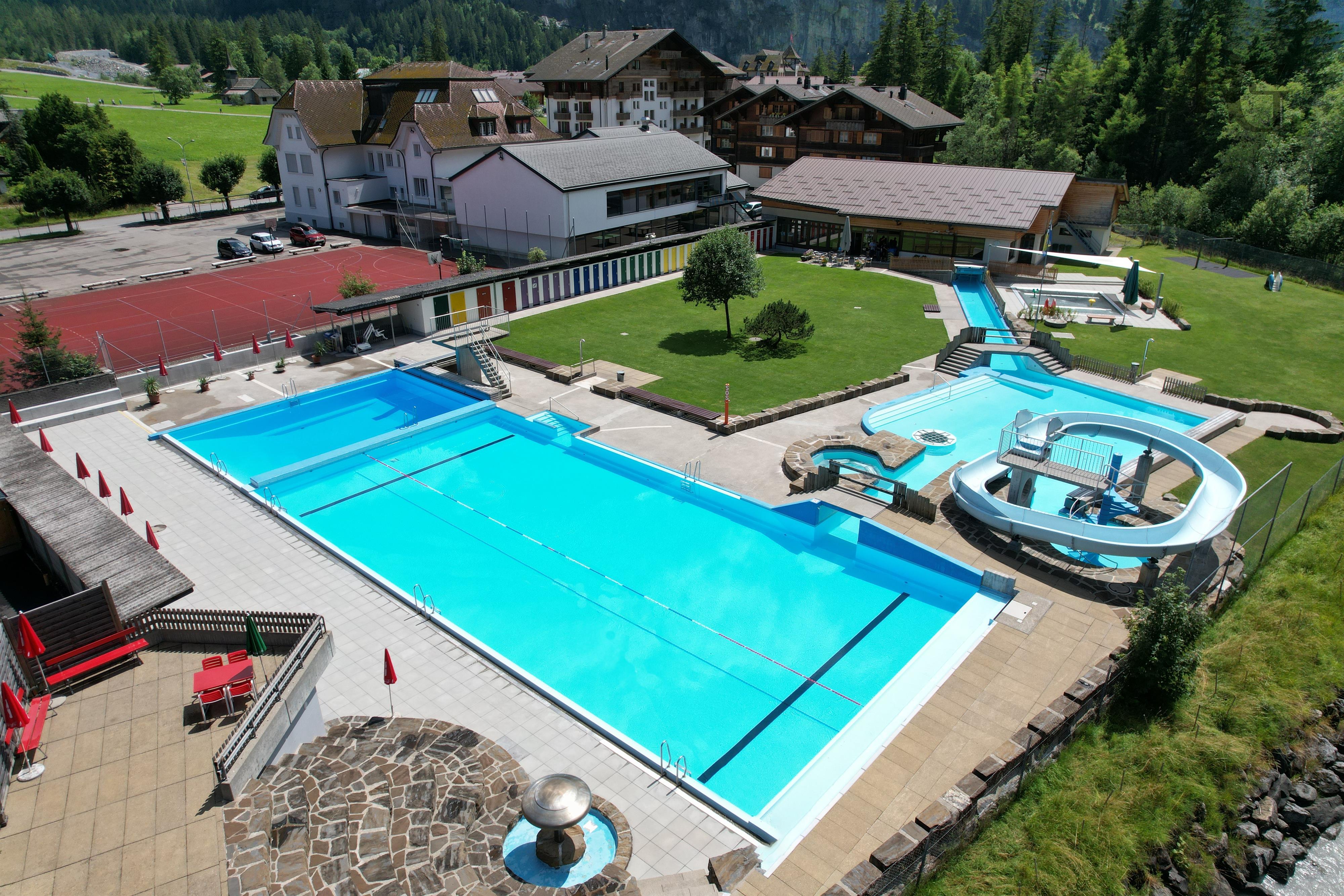 Schwimm- und Spielbad Kandersteg