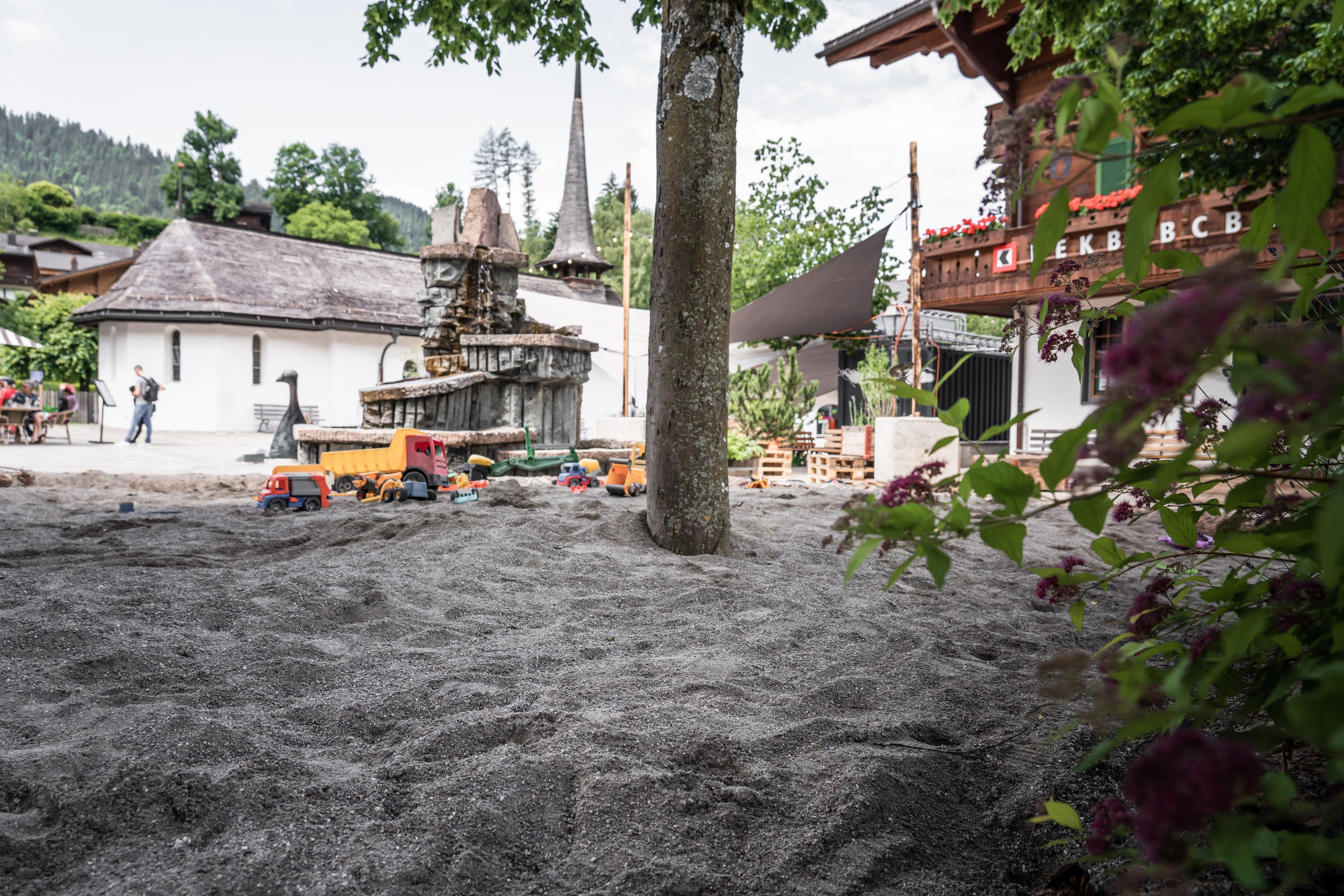 Sandpit Promenade Gstaad
