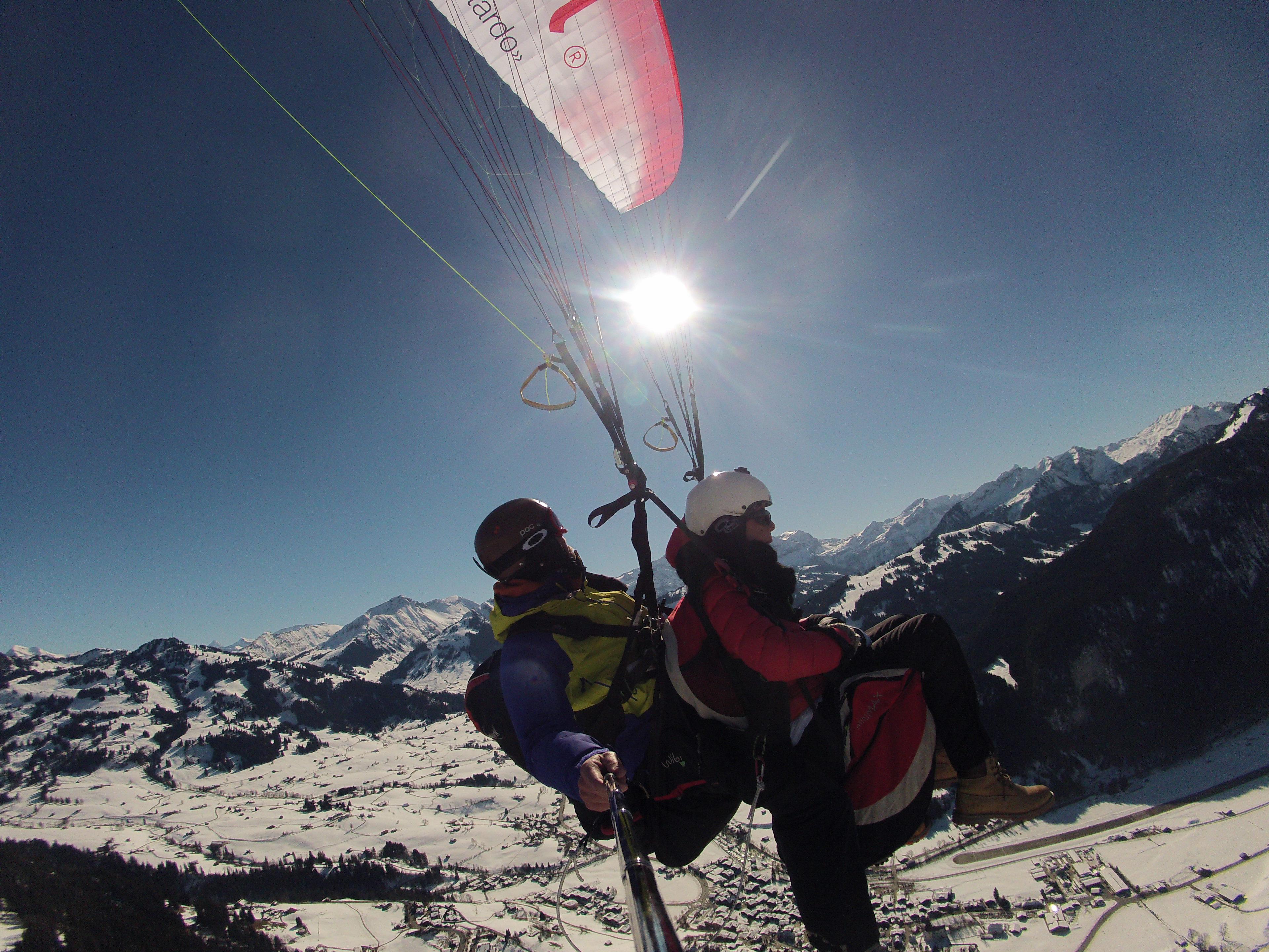 Paragliding Gstaad Switzerland