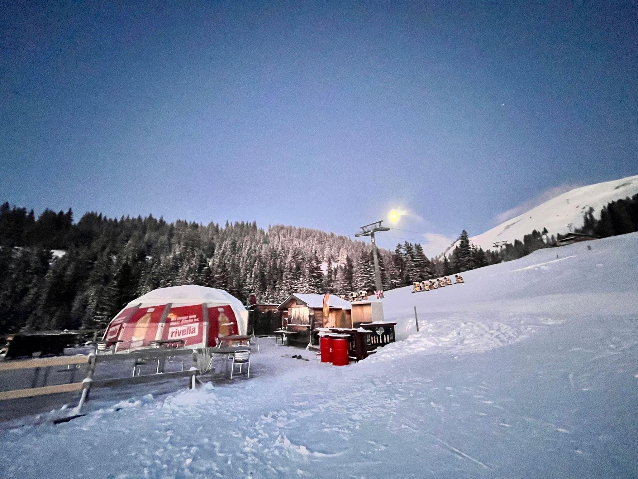 Iglu Bar (Schneebar)