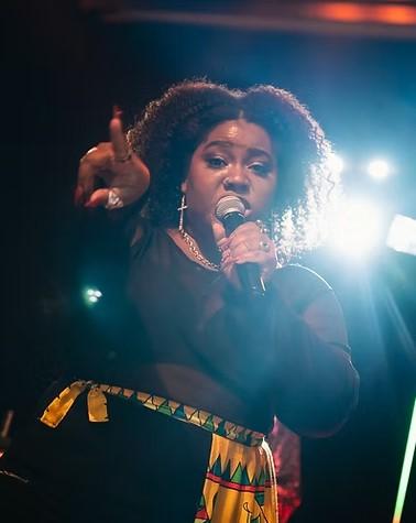 Main Stage/ Gemonaplatz: Emely Myles & Band (AT) live: Maria Wörth am ...