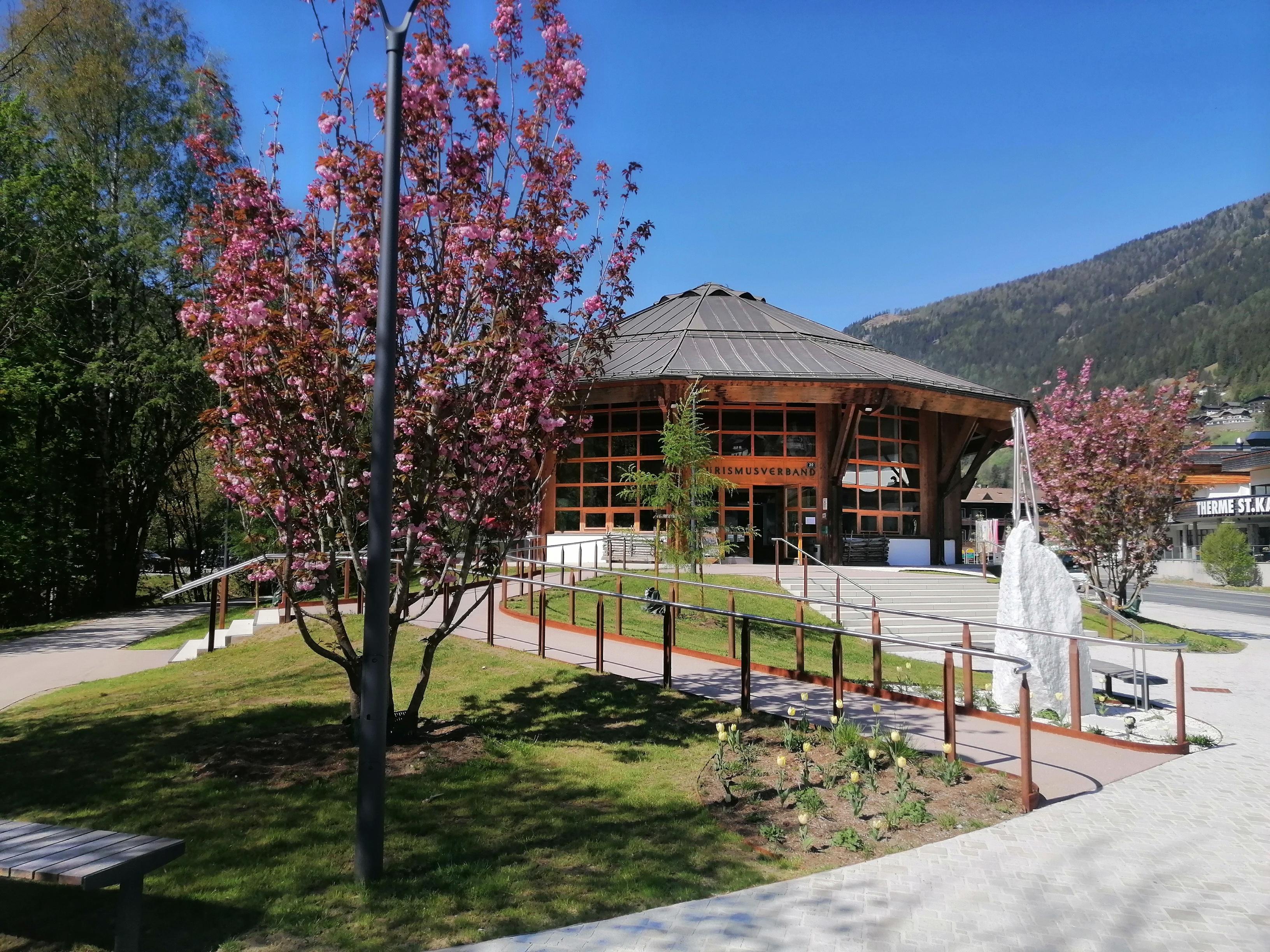 "Dorfplatz" square Bad Kleinkirchheim