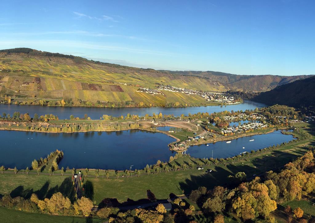 TRIOLAGO Bade- und Freizeitsee Riol