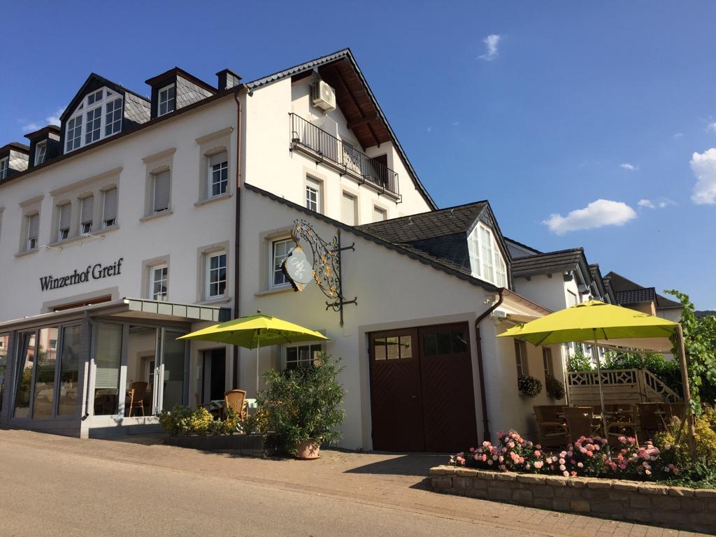 Winzerhof Greif - Straußwirtschaft | Römer