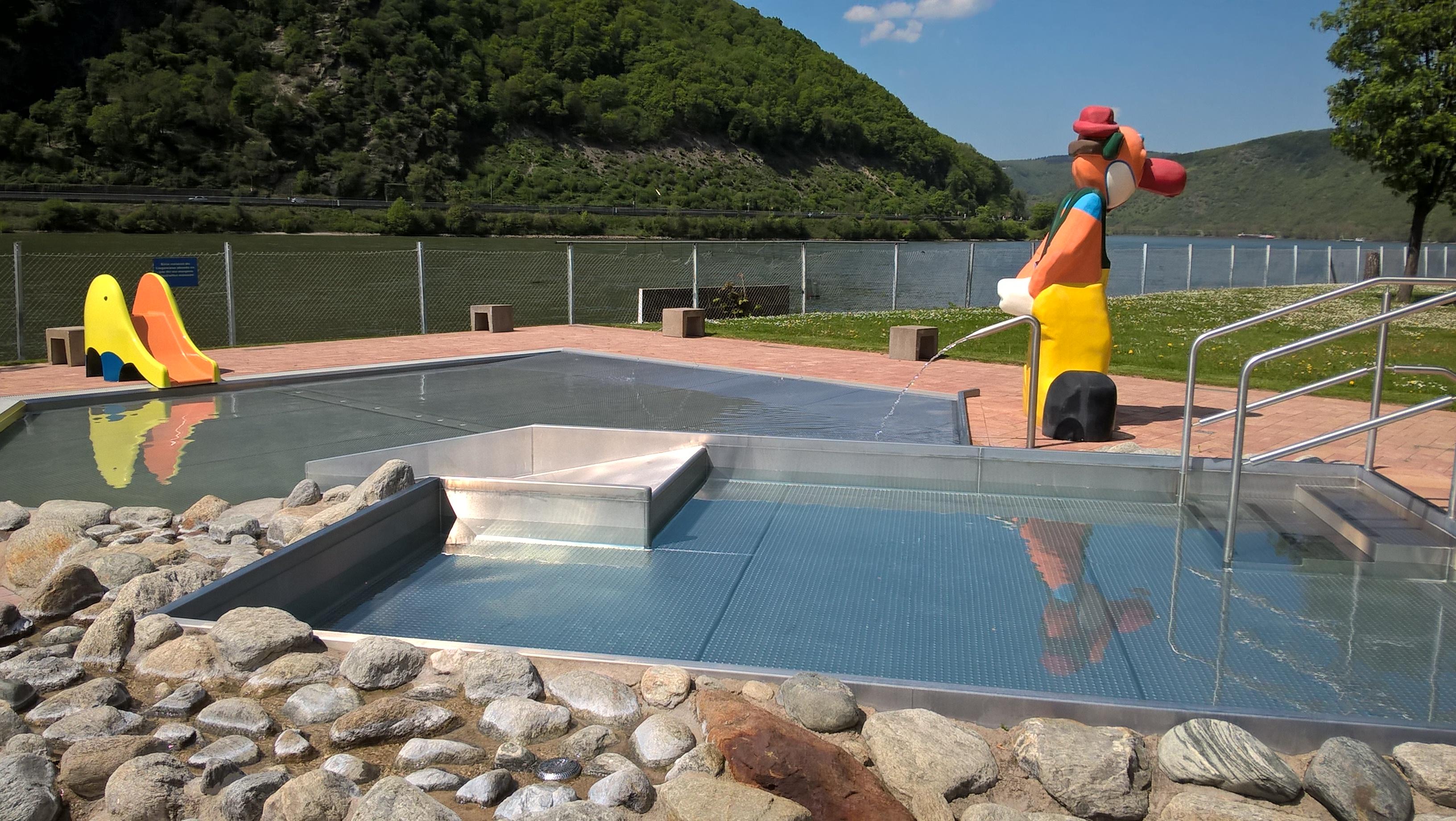 Welterbe-Bad (Freibad) Kamp-Bornhofen