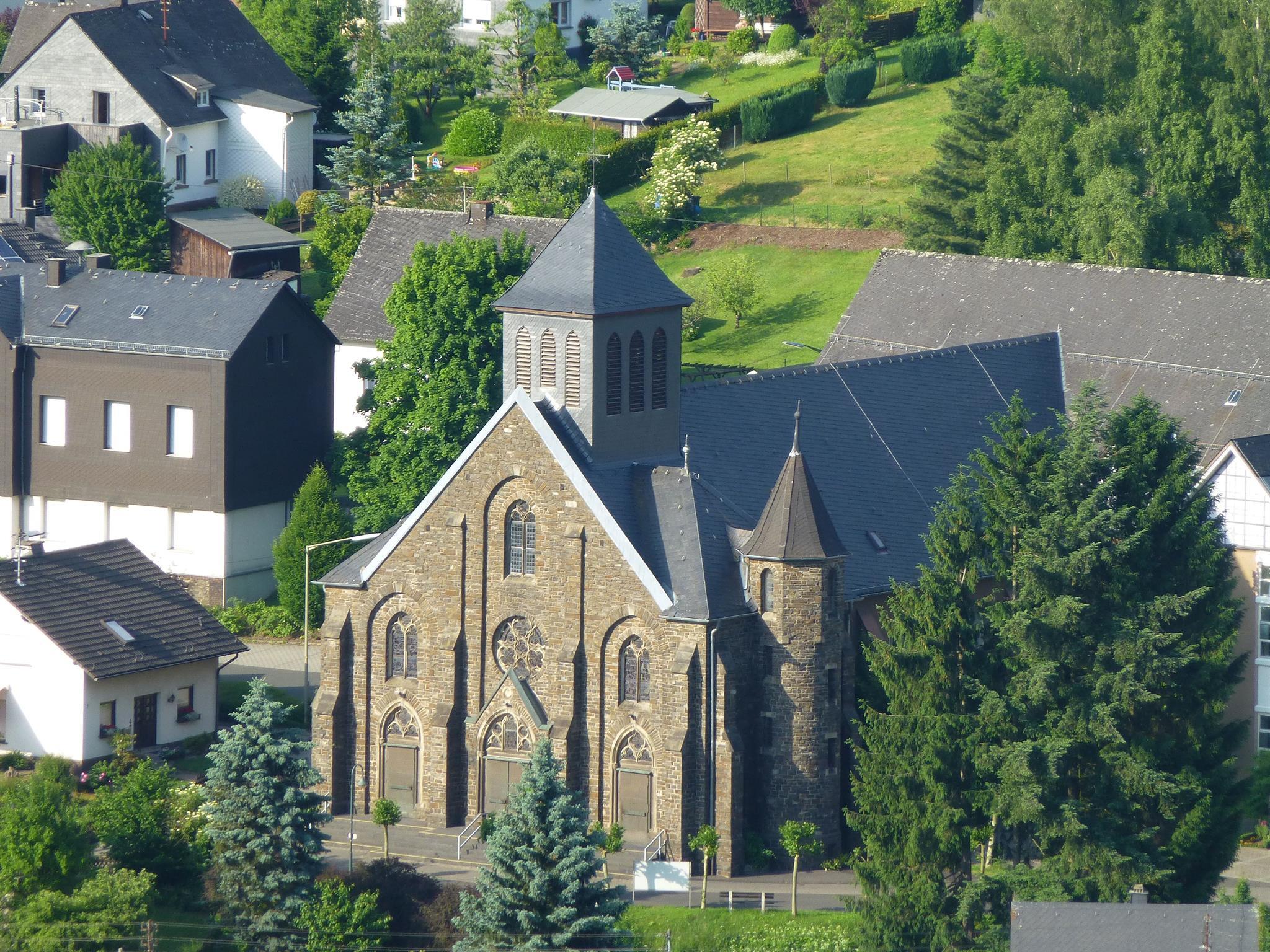 Katholische Kirche "St. Josef" Brachbach