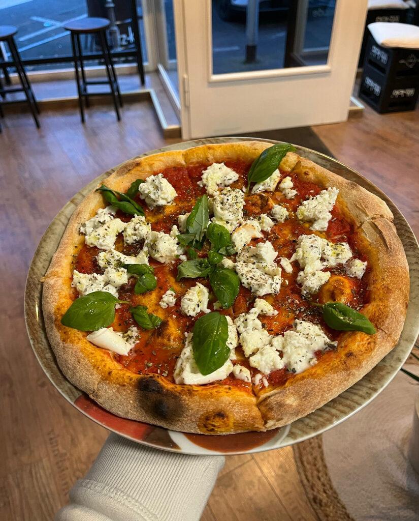 Pizzeria & Trattoria Tutto Amici