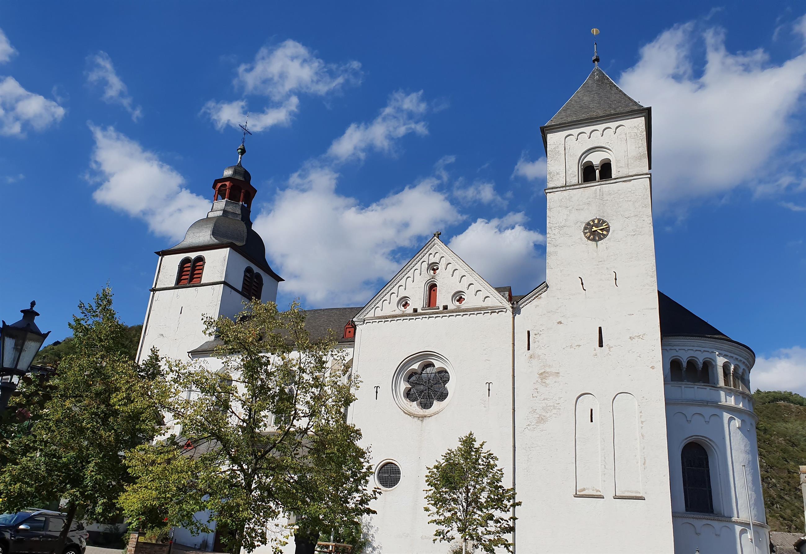 Lauschpunkt am Mosel-Radweg (Treis-Karden/Kirche St. Castor)