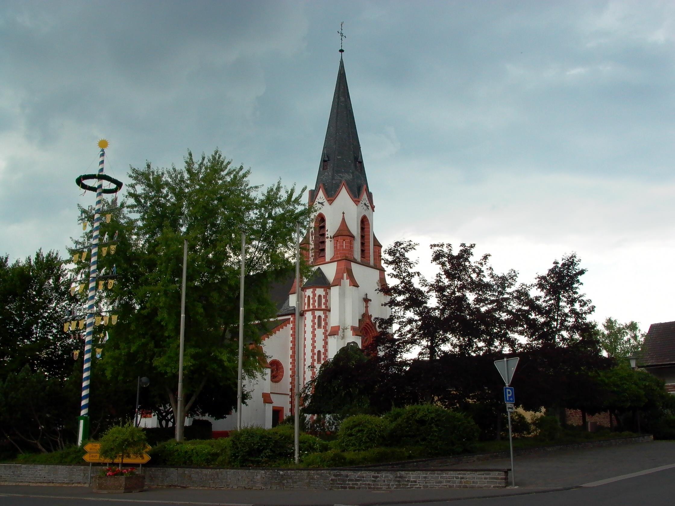 St. Quirinus Kirche Bengel