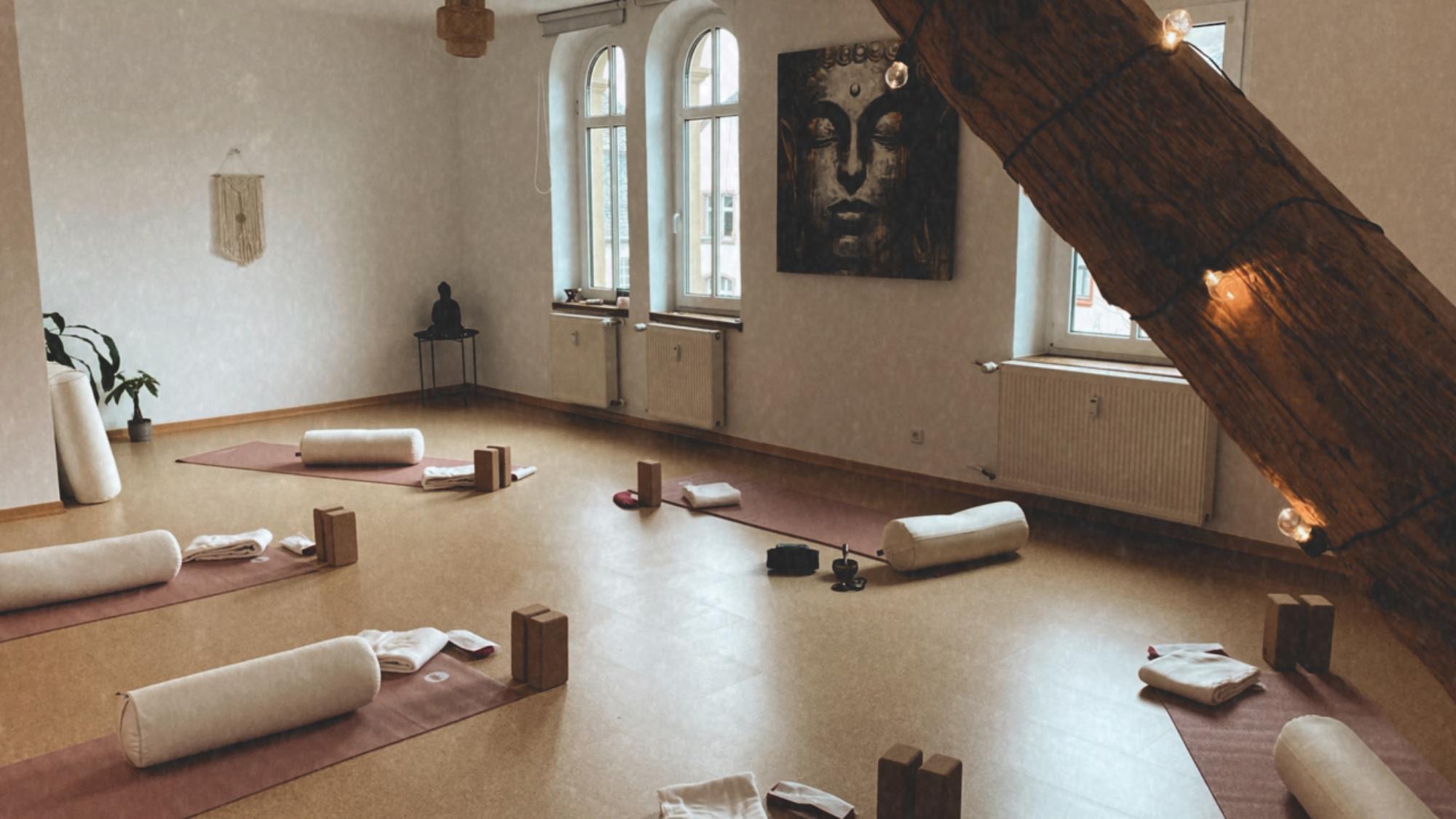 Sarah Besch Yoga & Fotografie