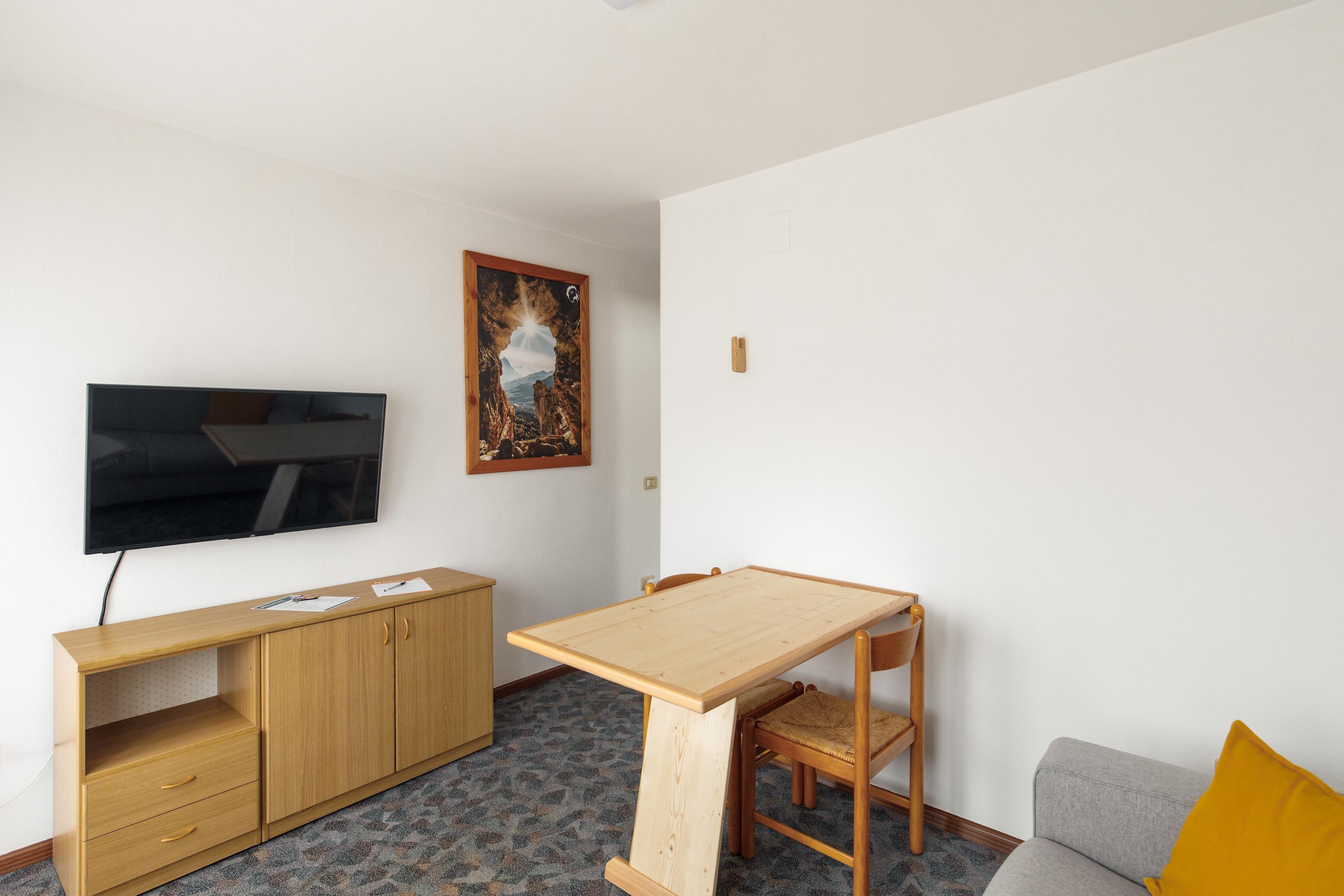 DOLOMITI HOUSE - APPARTAMENTO FRASSEN | Dolomiti Superski